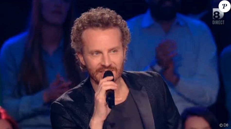 Sinclair, dans Nouvelle Star 2016 sur D8, le mardi 5 avril 2016 ...