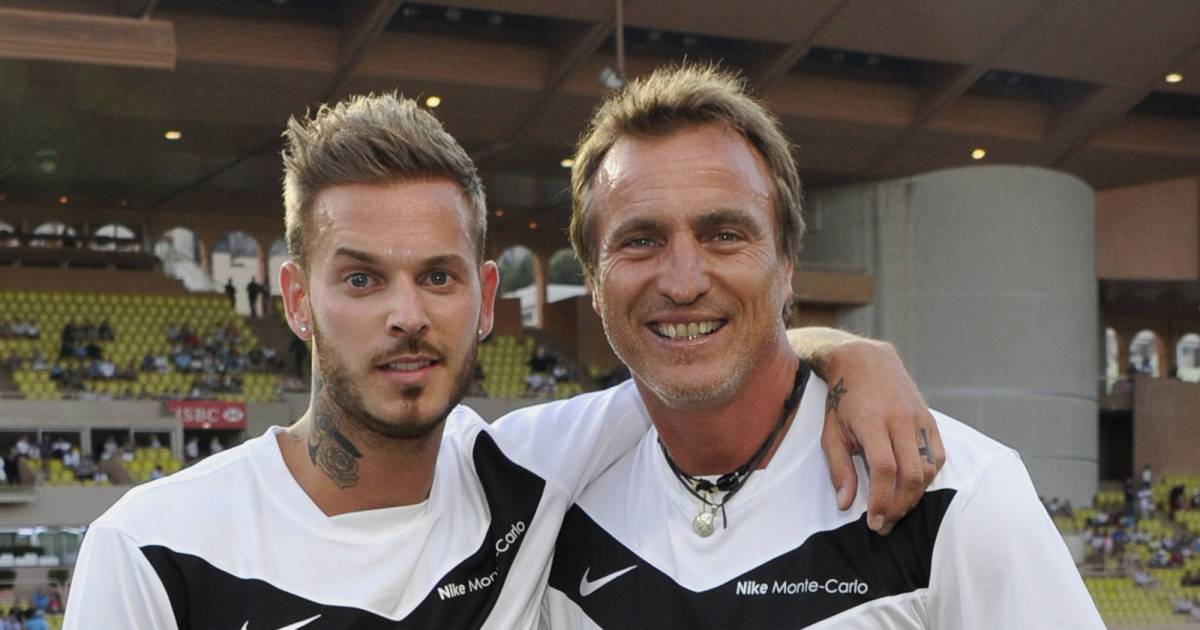 M. Pokora et David Ginola lors d'un match de foot caritatif à Monaco le ...