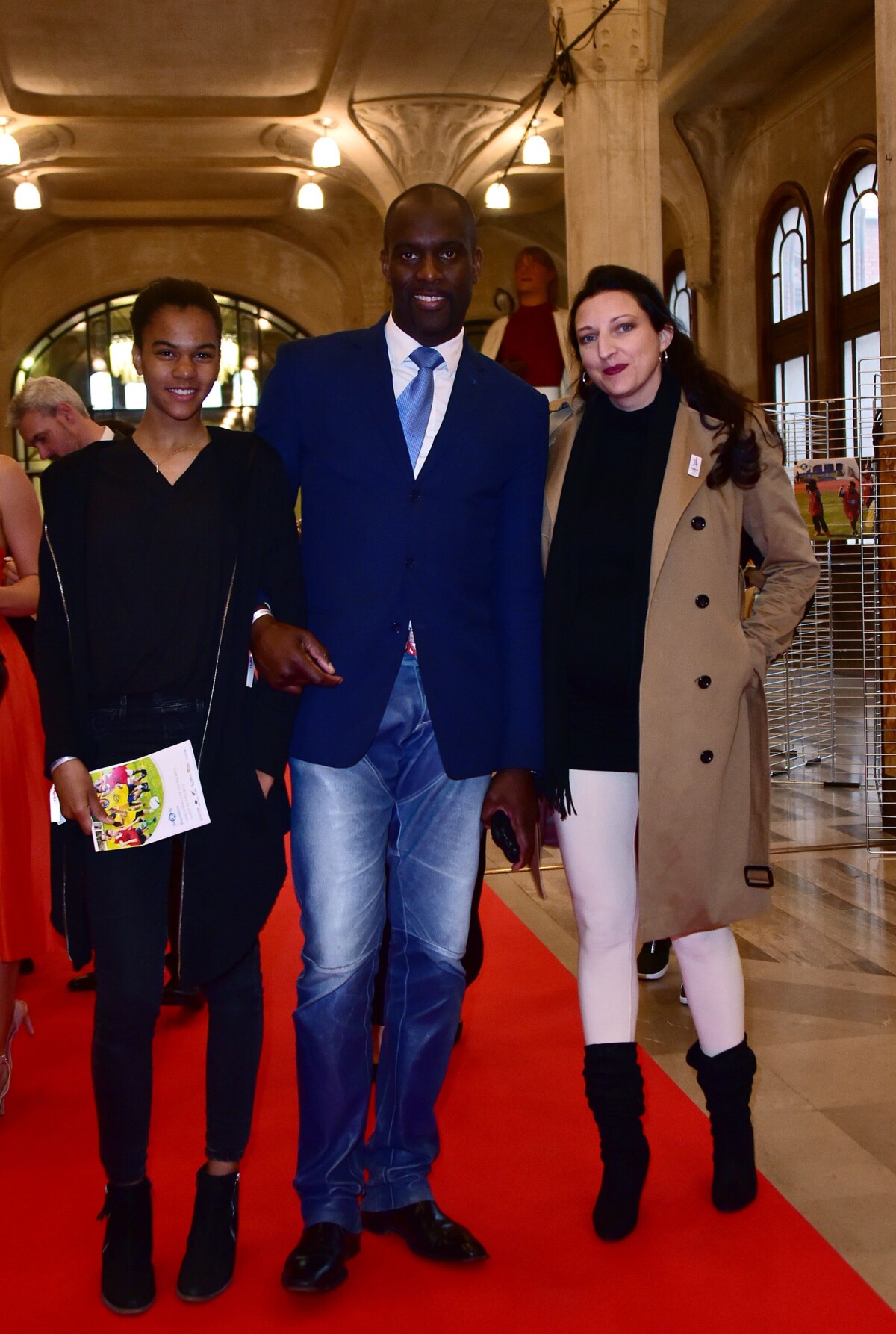 Photo : Exclusif - Pascal Gentil en famille - Célébrités lors du dîner ...