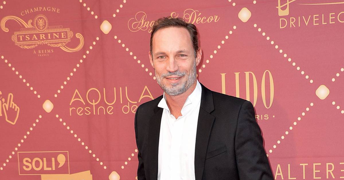 Grégory Questel- Cérémonie des Gold prix de la TNT 2016 au Théâtre ...