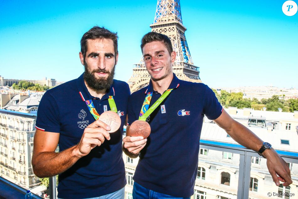 Gauthier Klauss et Matthieu Péché - Conférence de presse et photocall ...
