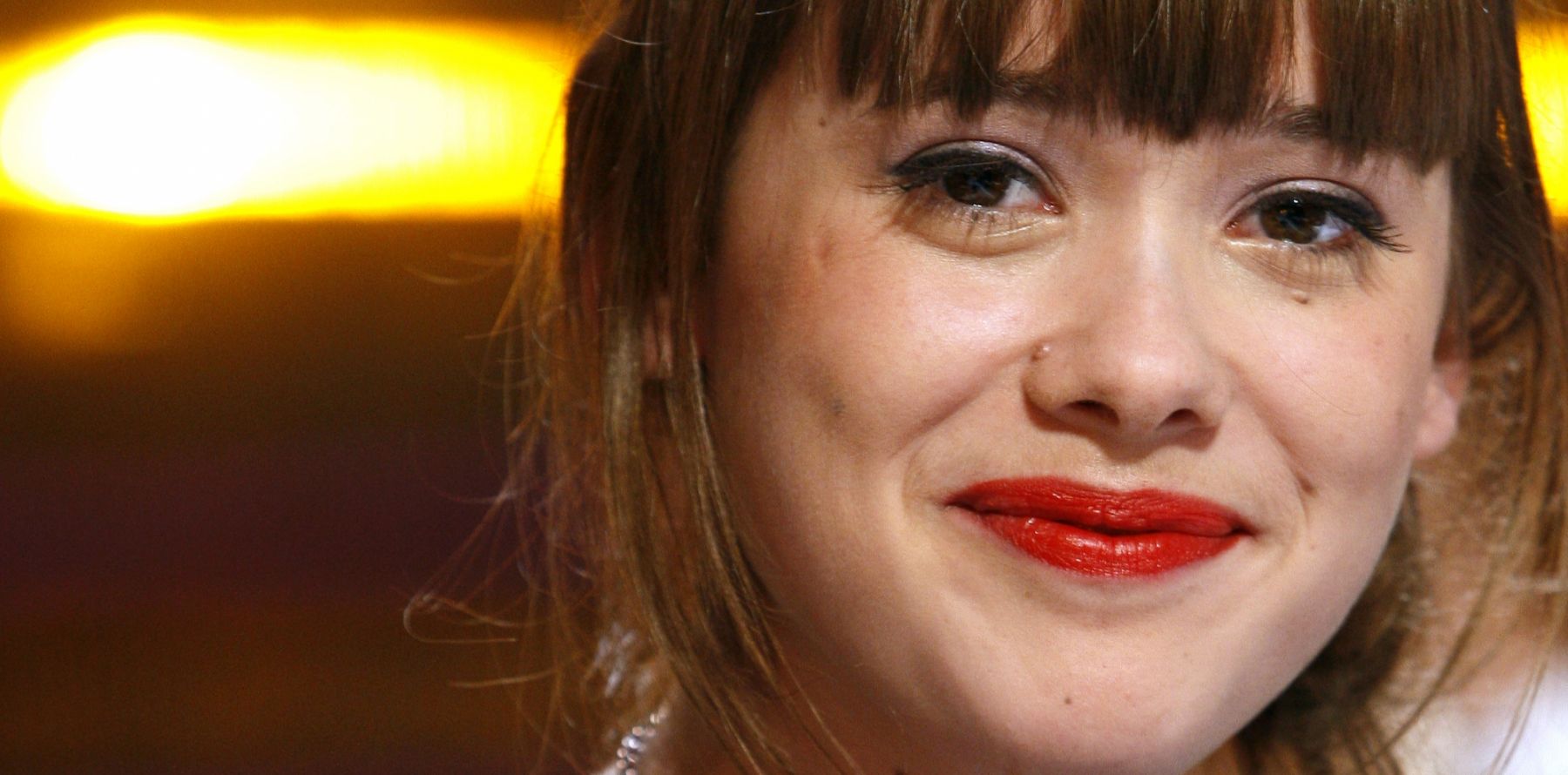 Mathilde Warnier (Le Petit Journal) : Ses photos hot en lingerie ...