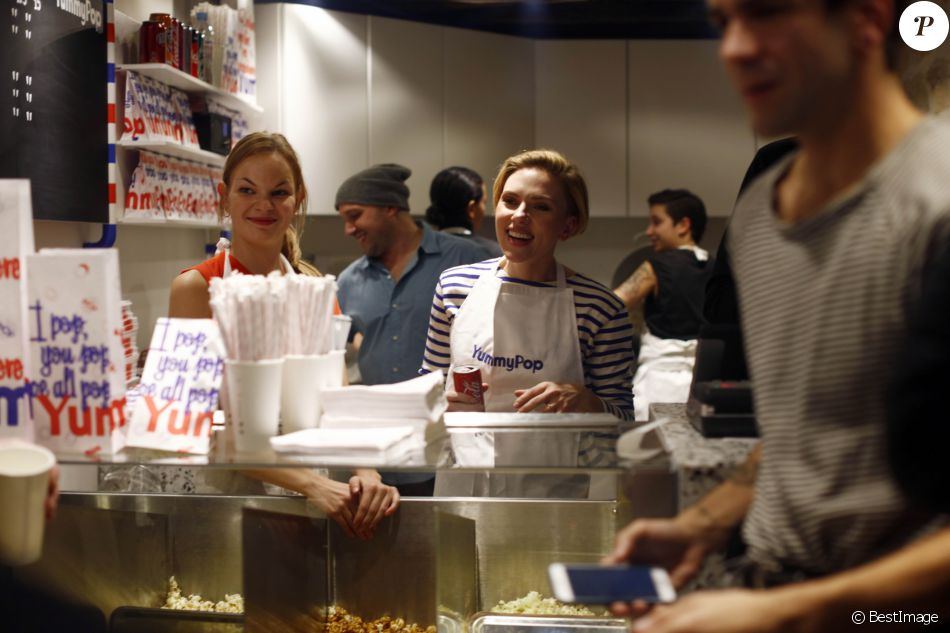 Scarlett Johansson, sa belle-soeur (Manager deYummy Pop), le chef Will ...