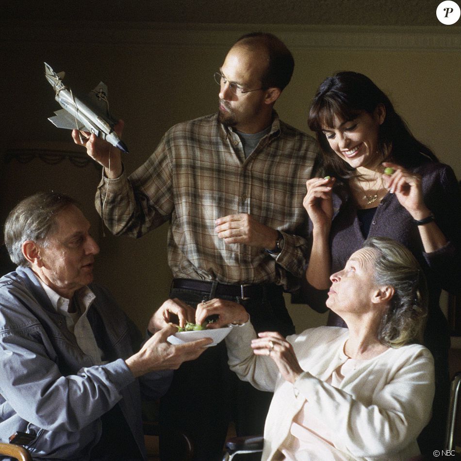 Mariska Hargitay et Anthony Edwards dans la série Urgences. - Purepeople