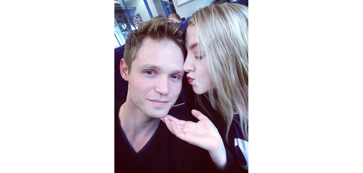 Photo : Robbie Jarvis et Evanna Lynch, deux acteurs d'Harry Potter, ont ...