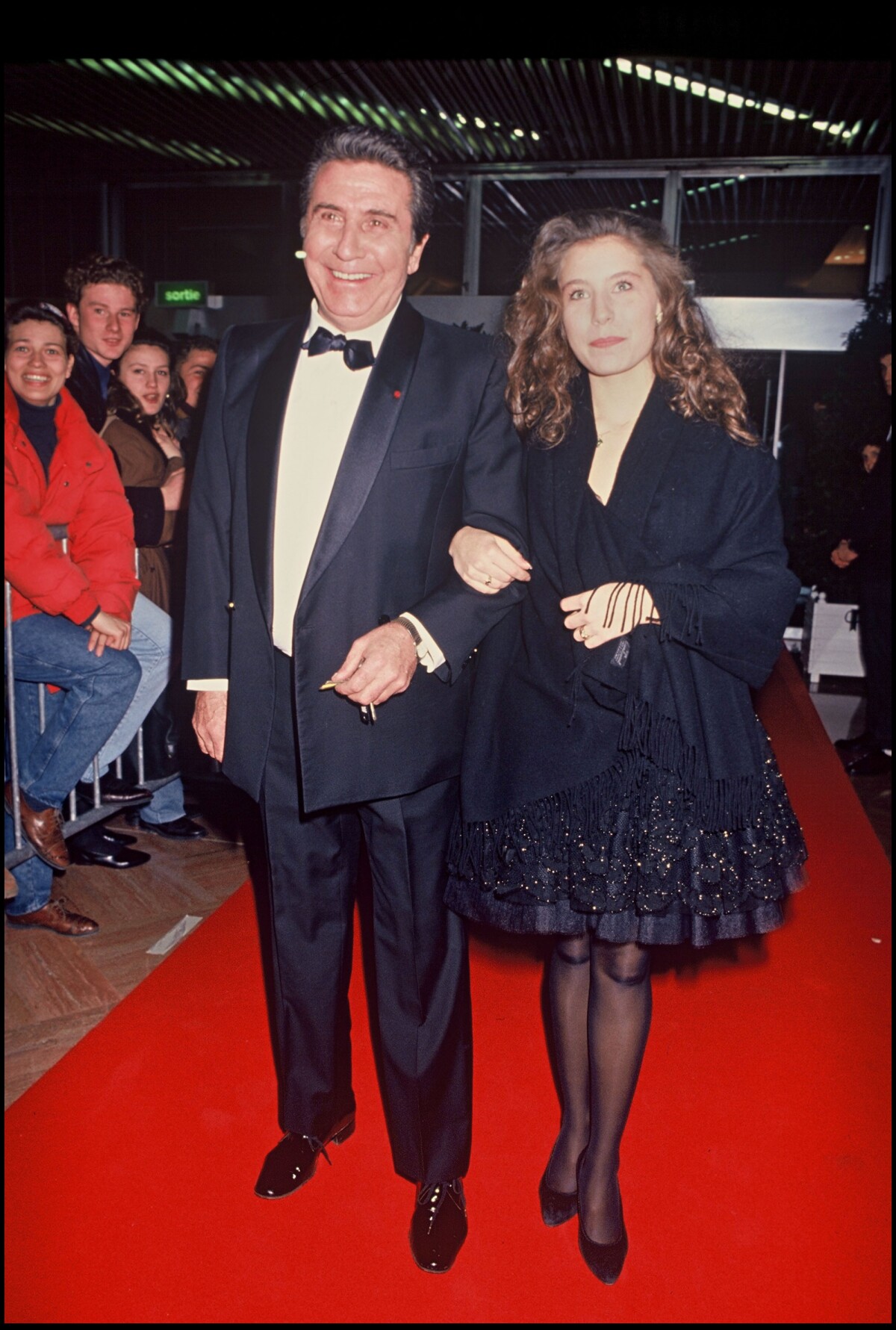Photo : Gilbert et Emily Bécaud aux César, le 22 février 1992 - Purepeople