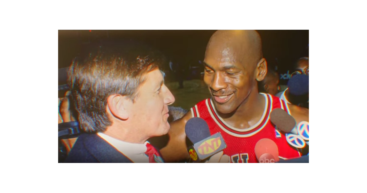 Craig Sager interviewant Michael Jordan, image utilisée en juillet 2016 ...