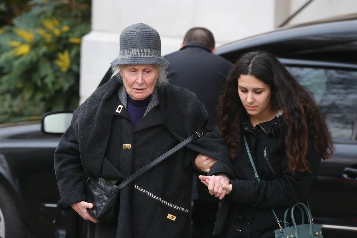 Photo : Hélène Roussel (la soeur de Michèle Morgan) aux obsèques de ...