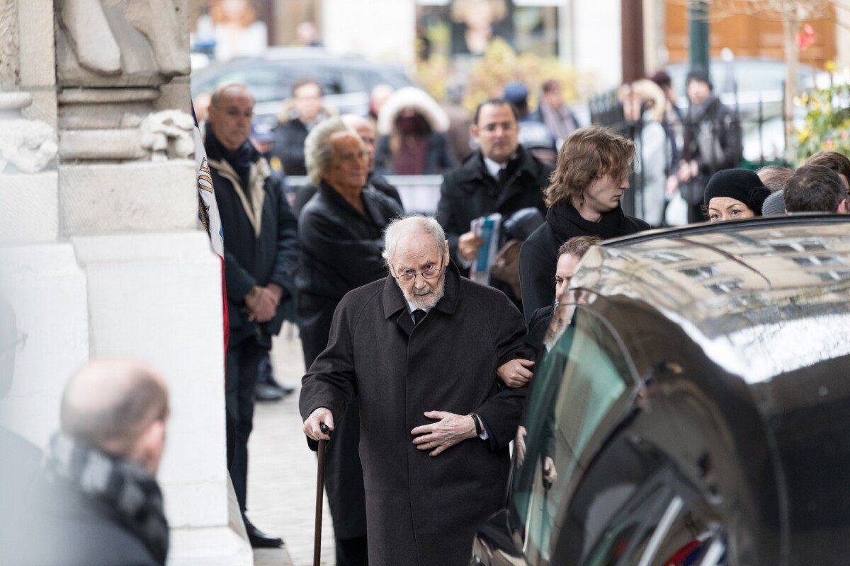 Photo : Paul Roussel, le frère de Michèle Morgan - Sorties des obsèques ...