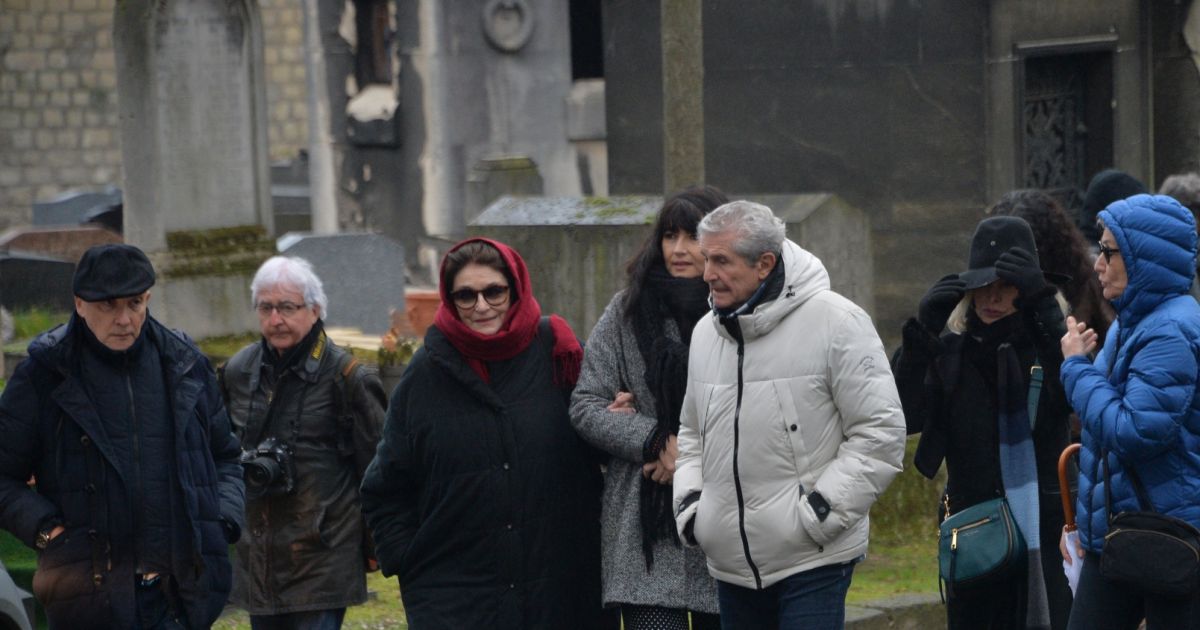Anouk Aimée, Valérie Perrin, son compagnon Claude Lelouch, Arlette ...