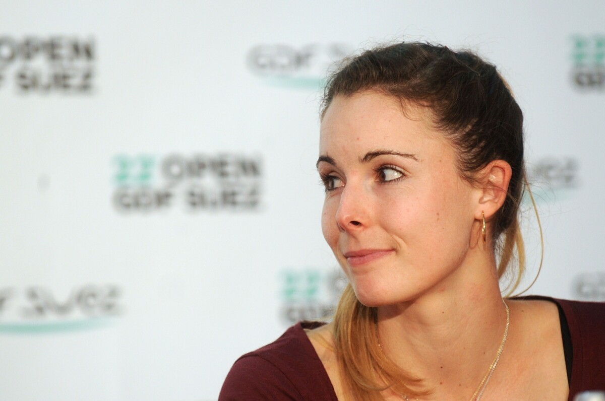 Photo : Alize Cornet durant le tirage au sort du 22e Open de tennis GDF ...