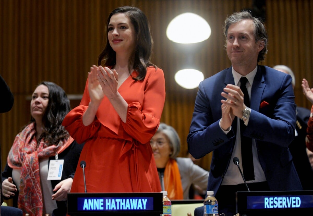 Photo : Anne Hathaway lors d'une conférence de presse de l'ONU Women à ...