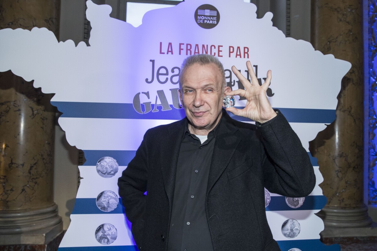 Photo : Jean Paul Gaultier lance sa collection de pièces " La France ...