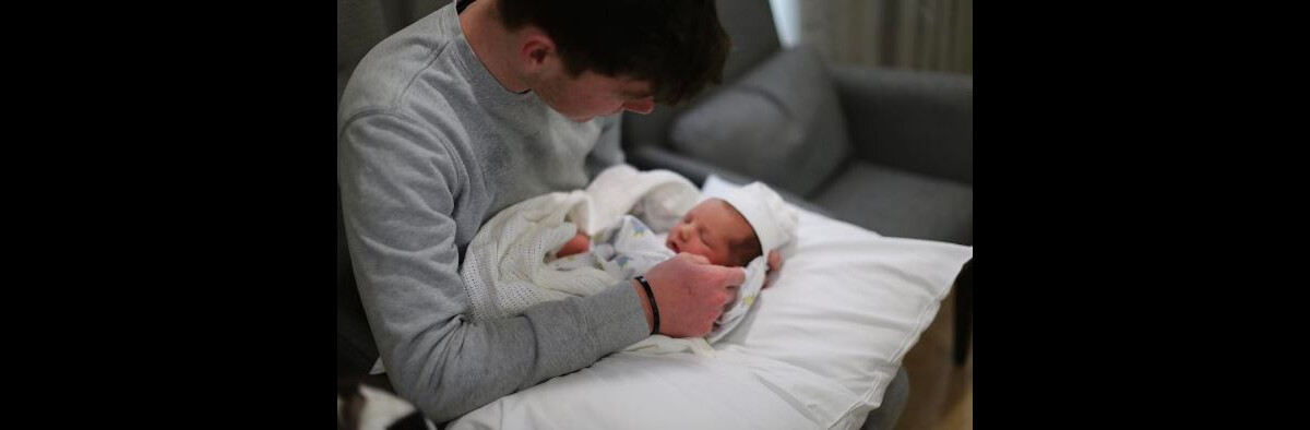 Photo : Jack Keating, le fils aîné de Ronan Keating, pose avec son ...