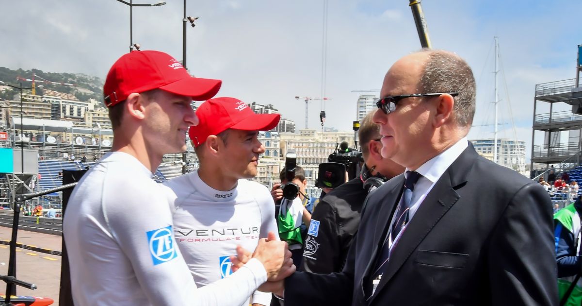 Maro Engel et le prince Albert II de Monaco - Grand Prix de Formule E à ...
