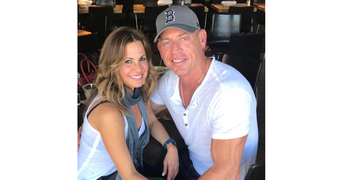 Troy Aikman et sa compagne Capa Mooty, photo Instagram du 7 avril 2017 ...