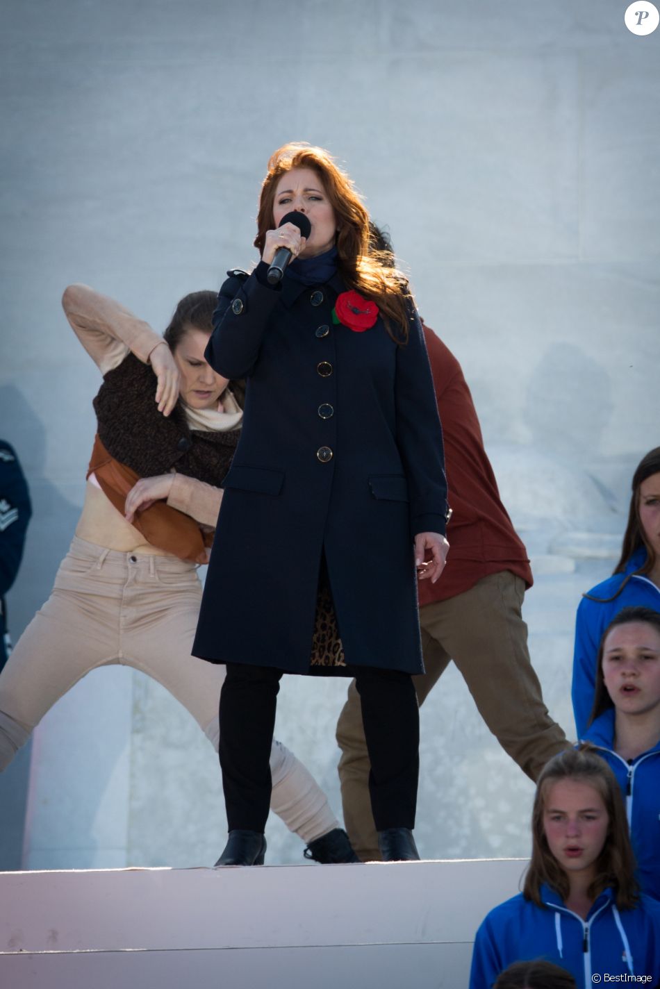 Isabelle Boulay lors des commémorations des 100 ans de la bataille de ...