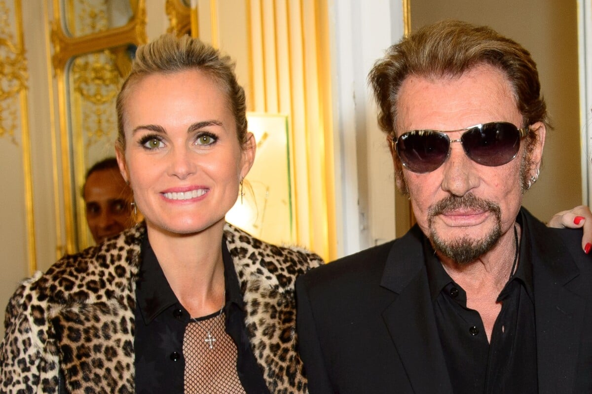 Photo : Johnny Hallyday et sa femme Laeticia - Remise de décoration de ...