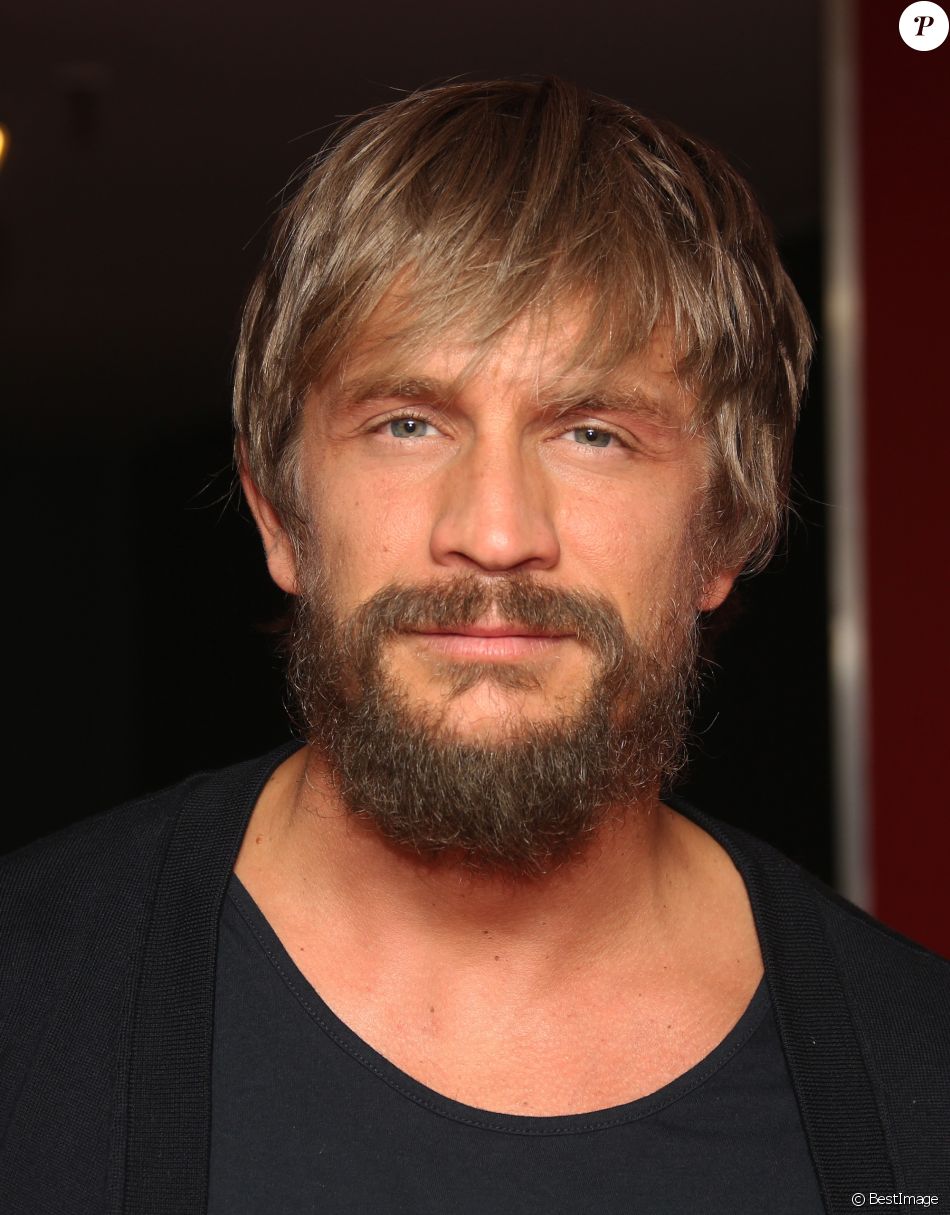Jérémie Renier - Avant-première du film ' Ni le ciel ni la terre' à l ...