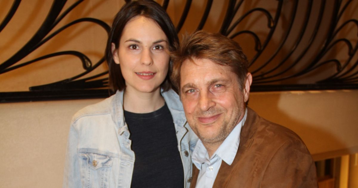 Exclusif - Didier Gustin et sa compagne Mélanie Rodriguez - L.Baffie ... Exclusif - Didier Gustin et sa compagne Mélanie Rodriguez - L.Baffie ...