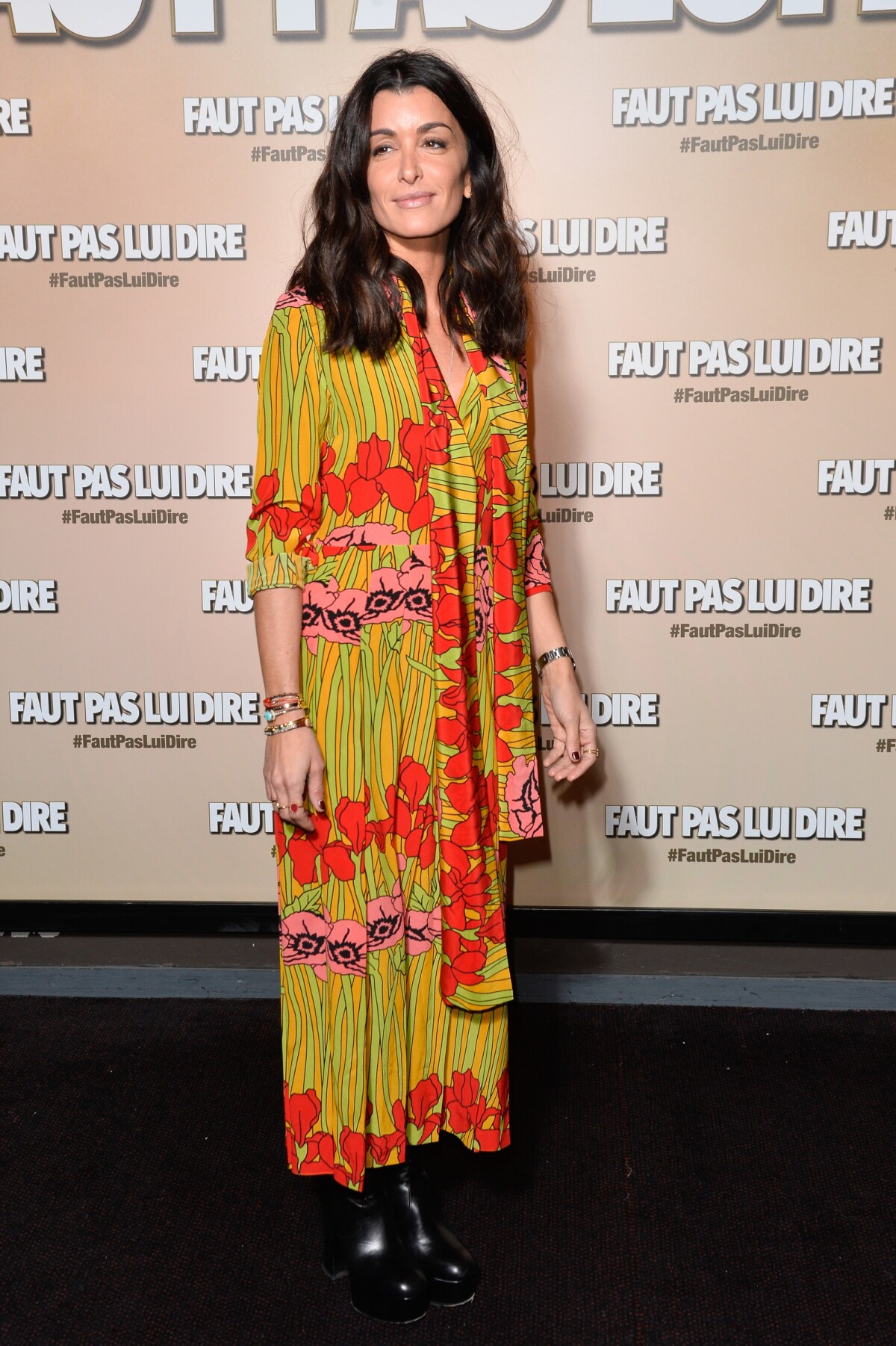 Photo : Jenifer Bartoli lors de l'avant-première du film "Faut pas lui ...