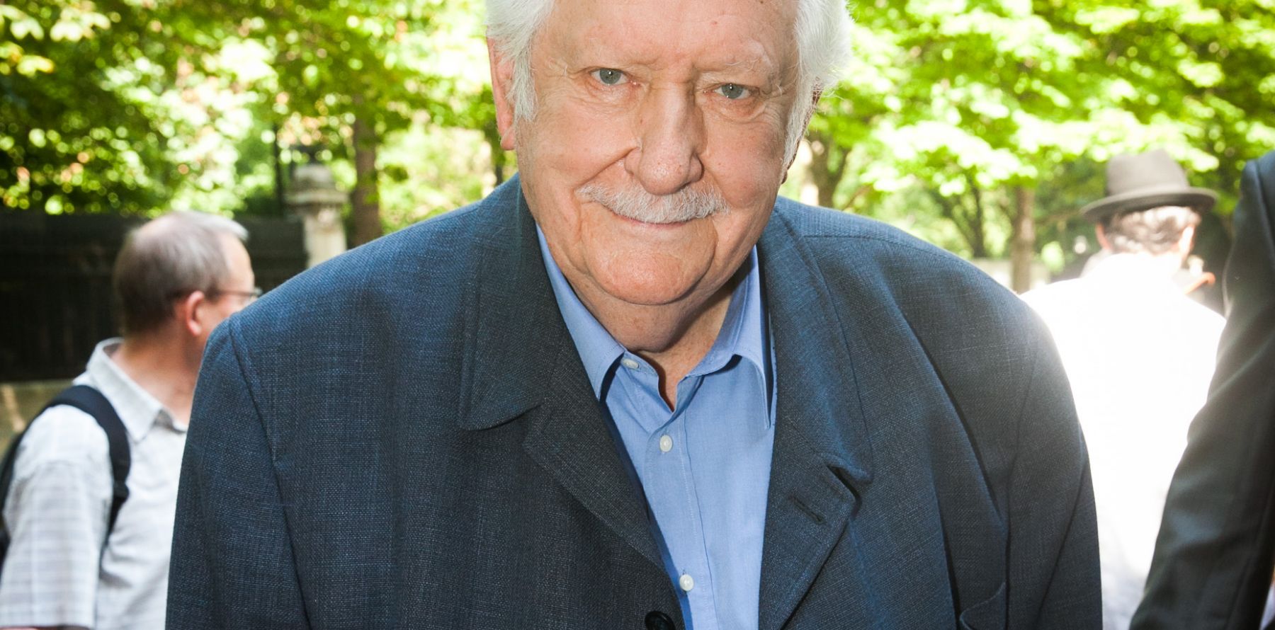 Pierre Bellemare : Les deux femmes de sa vie, qu'il a aimées en même ... Pierre Bellemare : Les deux femmes de sa vie, qu'il a aimées en même ...