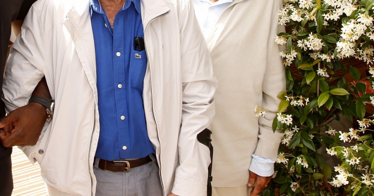 Teddy Riner, Jean-Paul Belmondo, Charles Gérard au village lors des ...