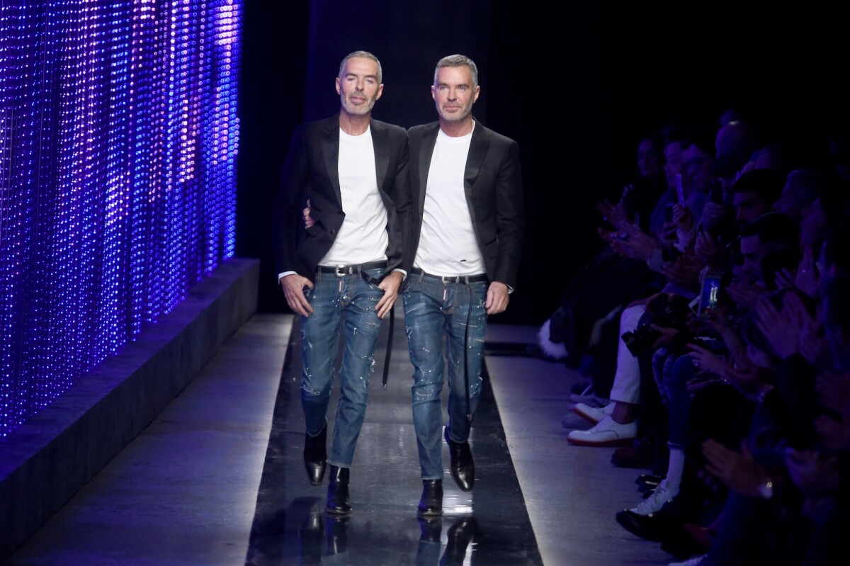 Photo : Dean et Dan Caten lors du défilé Dsquared2 à Milan, Italie, le ...