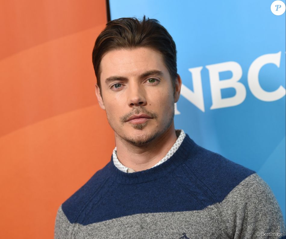 Josh Henderson à la conférence de presse NBC Universal summer à l'hôtel ...