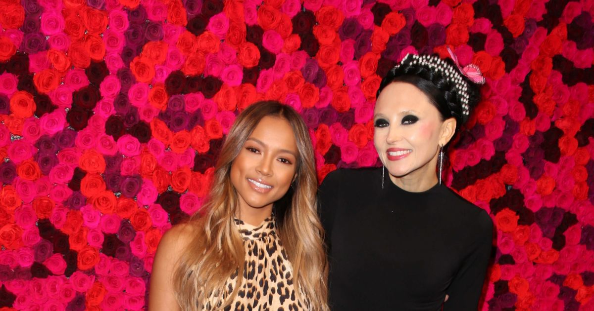 Karrueche Tran, Stacey Bendet au photocall du défilé Alice and Olivia ...