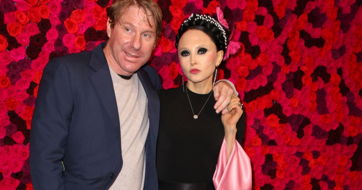 Eric Eisner et sa femme Stacey Bendet au photocall du défilé Alice and ...