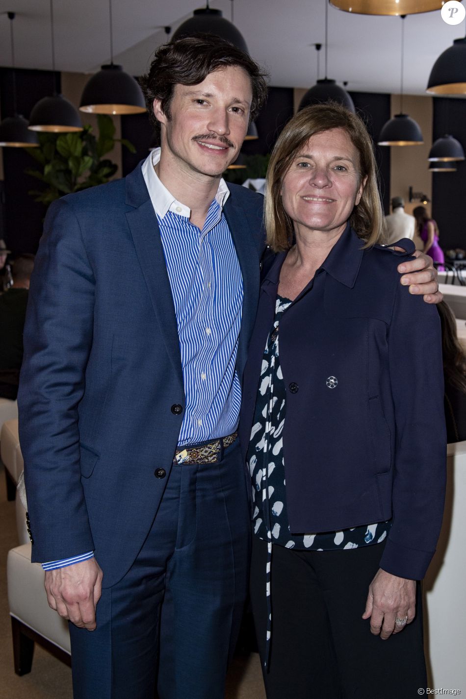 Exclusif - Fabien Vallerian et Valérie Maltaverne lors du salon PAD ...