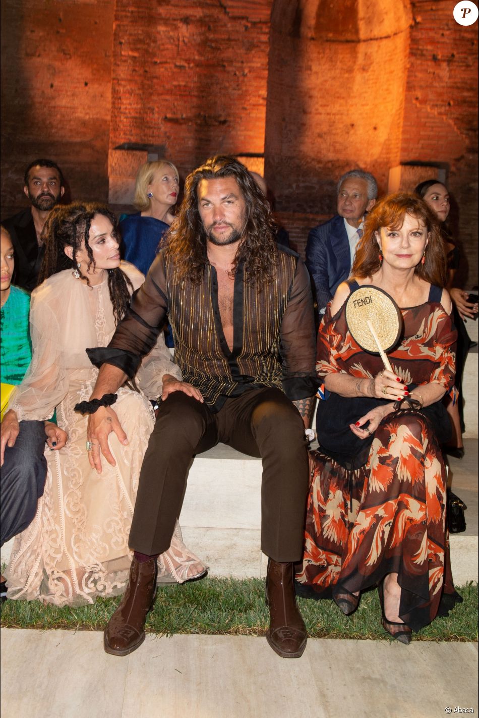 Lisa Bonet, Jason Mamoa et Susan Sarandon arrivent au défilé Fendi ...