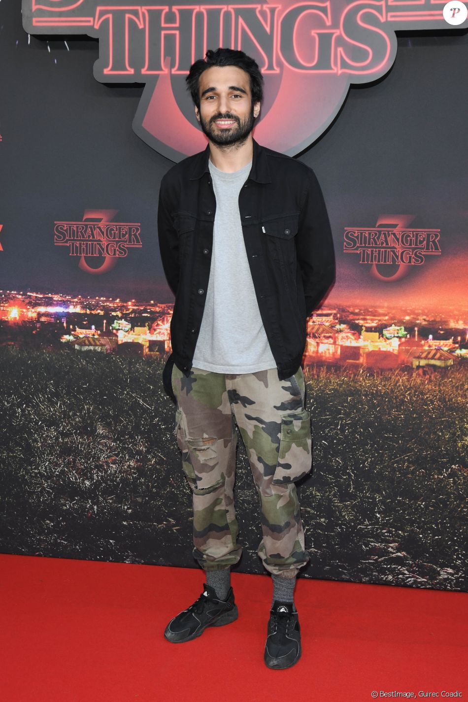Syrus Shahidi à la première de la série Netflix Stranger Things ...