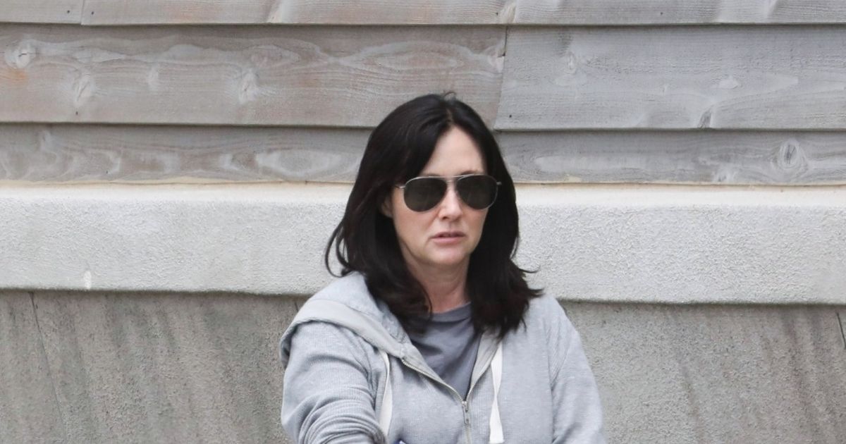 Exclusif - Shannen Doherty et sa mère Rosa Elizabeth à la sortie d'une ...