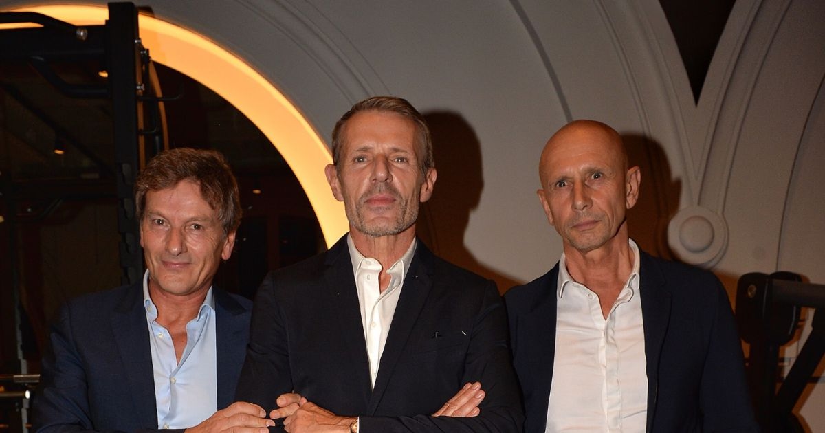 Lambert Wilson entouré de Patrick Rizzo et Patrick Joly, fondateurs et ...