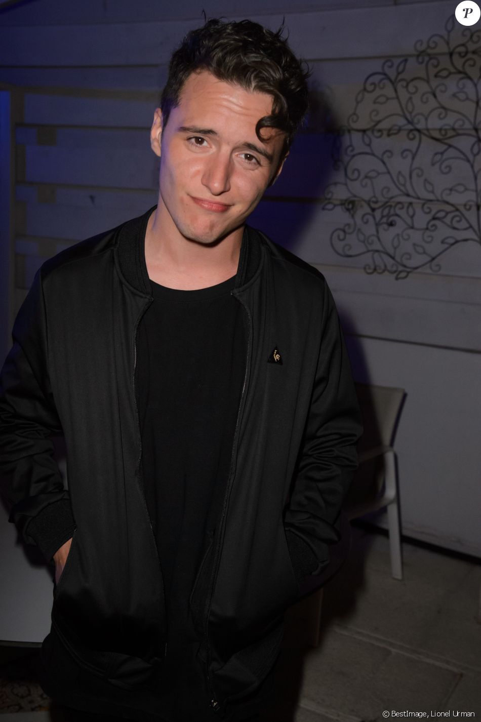 Hugo Tout Seul annoncé mort après une overdose : le youtubeur dément ...