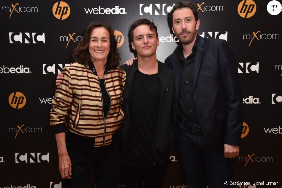 Exclusif - Francoise Pams, Hugo tout seul (Hugo Dessioux) et Julien ...