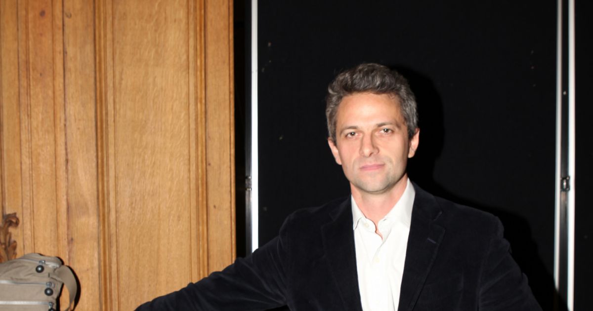 Exclusif - Louis de Mareüil, éditeur du livre - Dédicace du livre ...