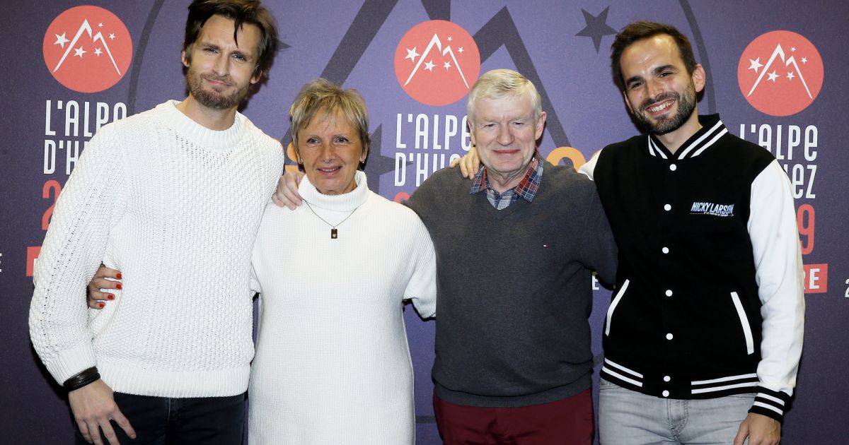 Philippe Lacheau avec ses parents Huguette et Gérard, et son frère ...