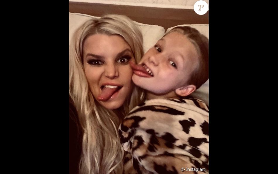 Jessica Simpson et son fils Maxwell Drew. Le 9 octobre 2019. - Purepeople