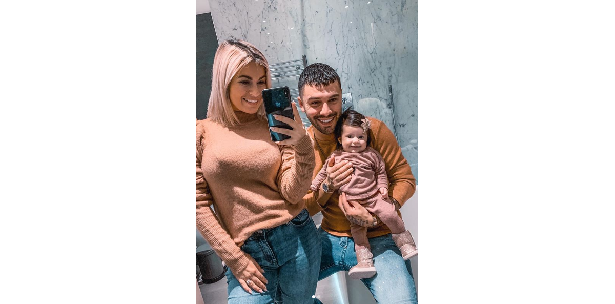 Photo : Carla Moreau et Kevin Guedj (Les Marseillais) - Instagram, 2020 ...