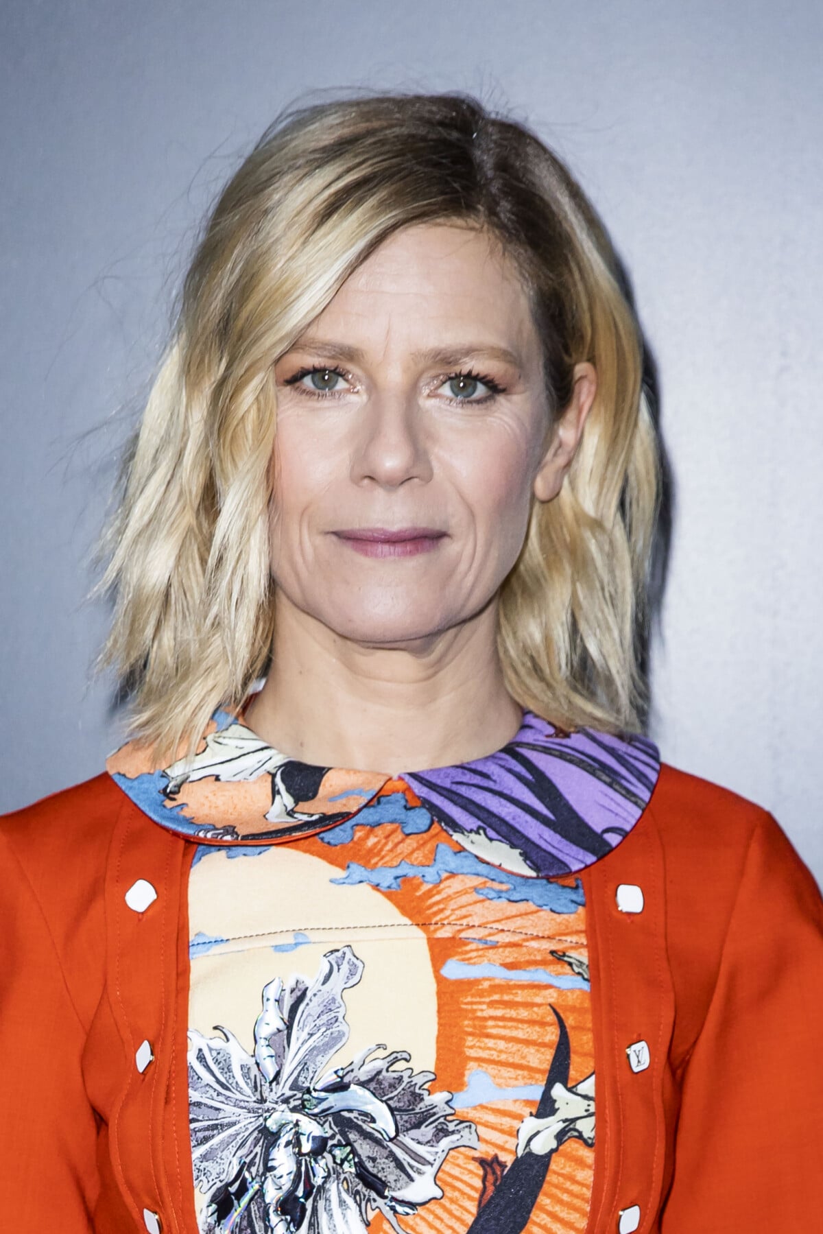 Photo : Marina Foïs au photocall du défilé Louis Vuitton collection ...
