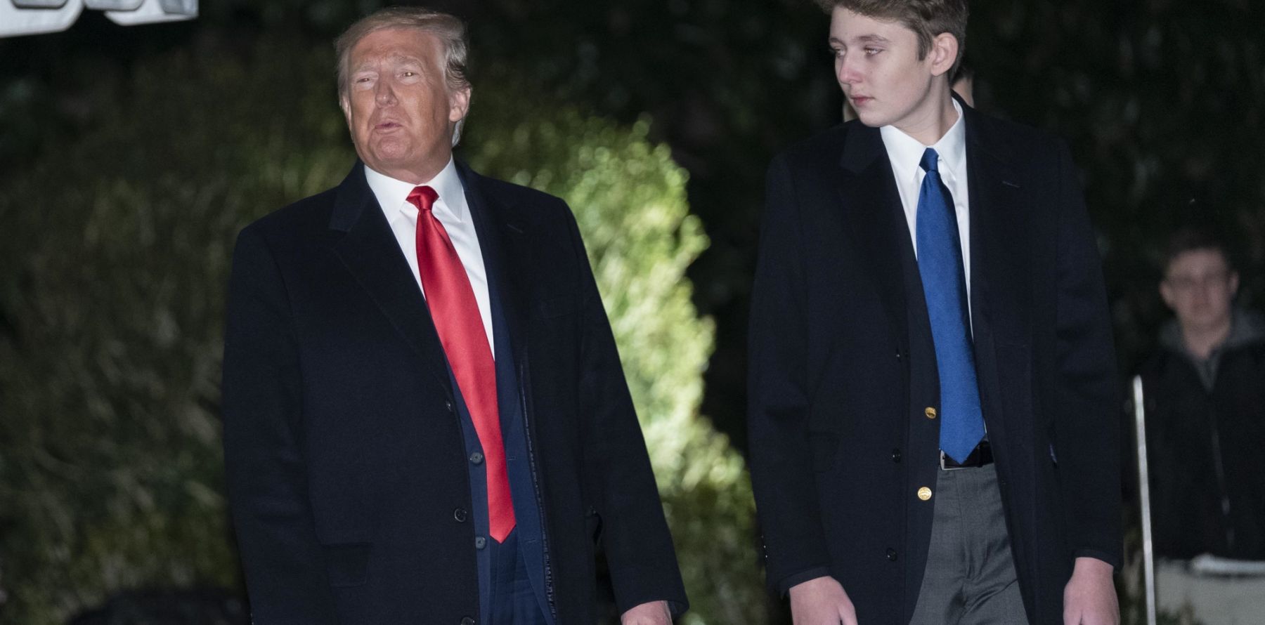 Donald Trump : Son fils Barron confiné "heureux" dans sa chambre mais ...