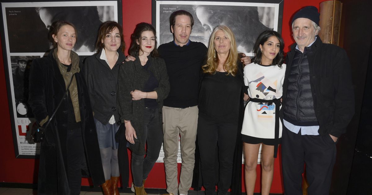 Reda Kateb entre Brigitte Sy et sa fille Esther Garrel, Leïla Bekhti ...
