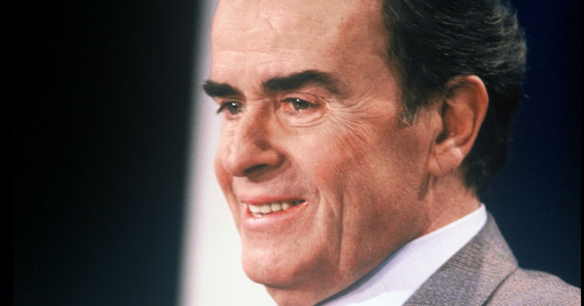 Georges Marchais sur le plateau du Téléthon en 1987 - Purepeople