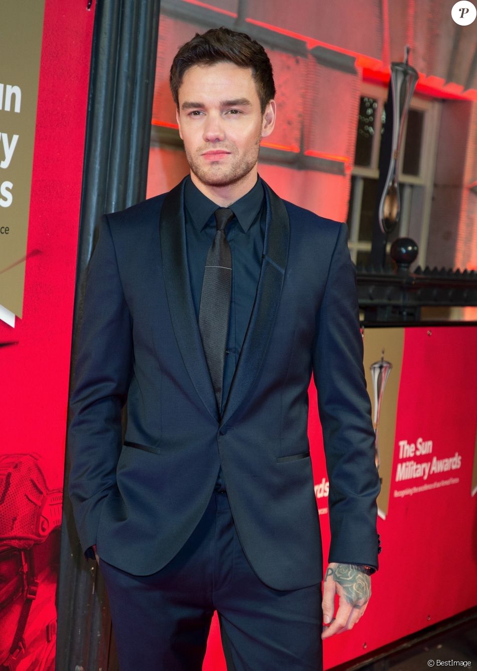 Liam Payne arrive à la soirée des Sun Military Awards au Banqueting ...