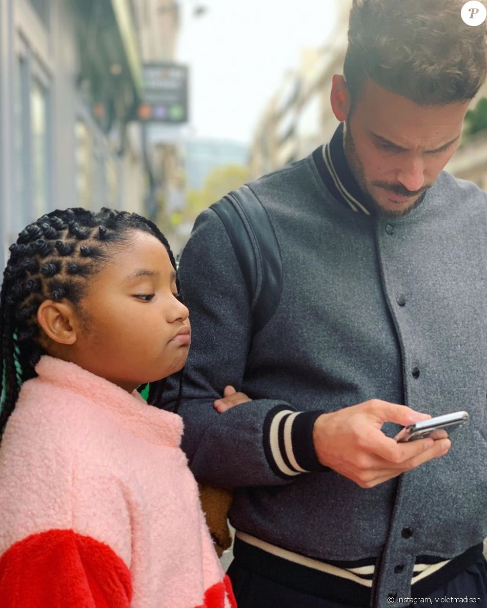 M. Pokora et sa belle-fille Violet le 30 octobre 2019. - Purepeople