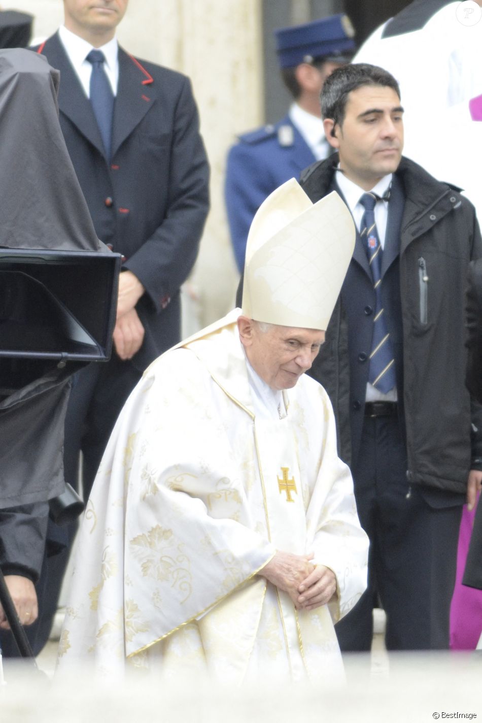 Le pape émérite Benoit XVI (Joseph Ratzinger) Messe de canonisation ...