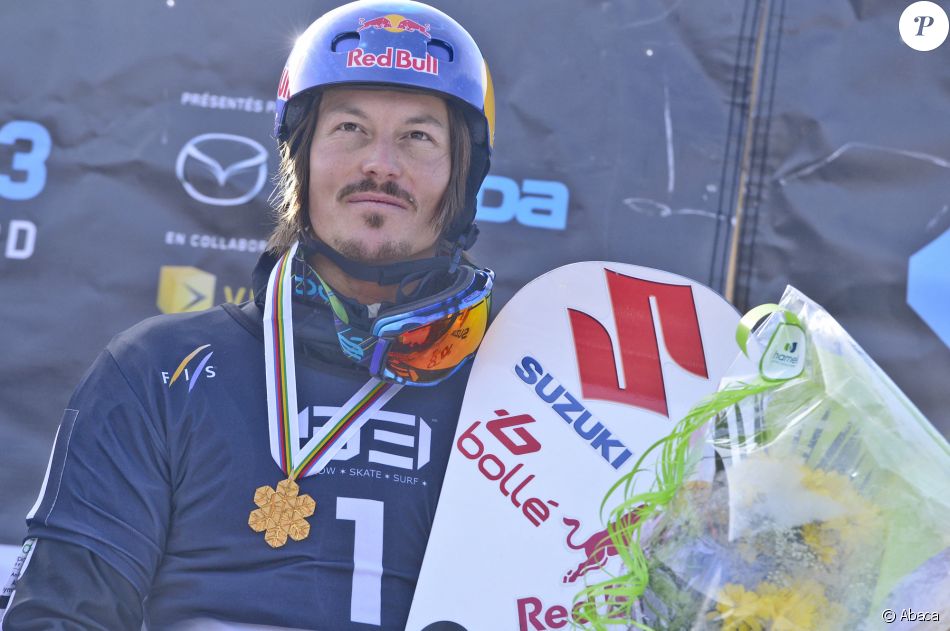 Alex Pullin médaillé lors de la FIS Snowboard World Championships ...